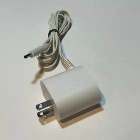 WIAWHT100010820 ONN Ac Adapter